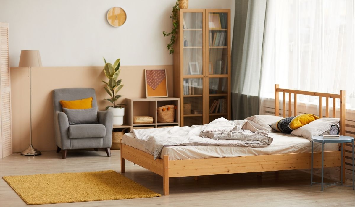 Staging a Bedroom With an Air Mattress: How to Do It Right ...